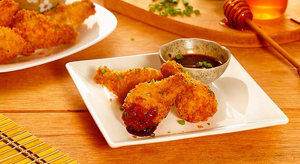 Coxinha da Asa Empanada e Molho Oriental de Shoyu - Seara Coxinha da Asa Empanada e Molho Oriental de Shoyu - Seara